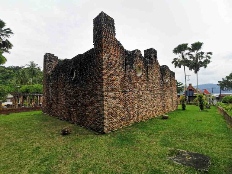 Dutch Fort / Kota Belanda > Pangkor Island ( Pulau Pangkor )