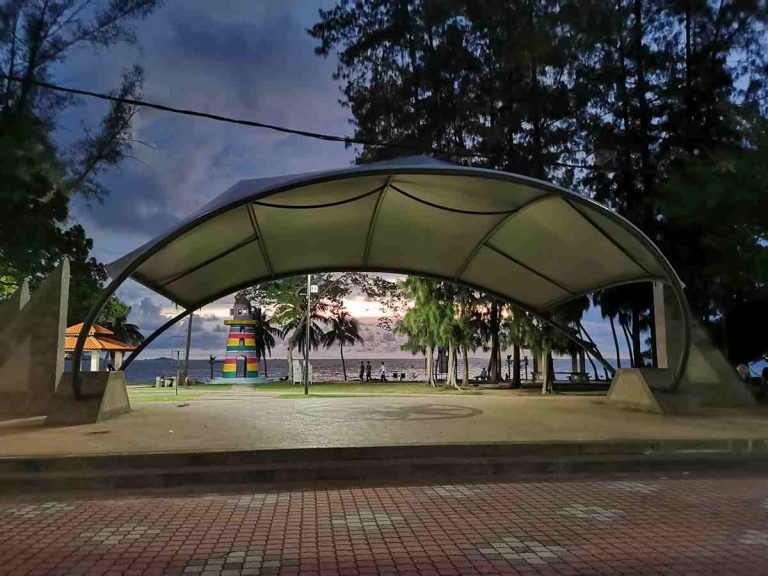 Pantai Teluk Batik / Teluk Batik Beach - Beach at Lumut, Perak.